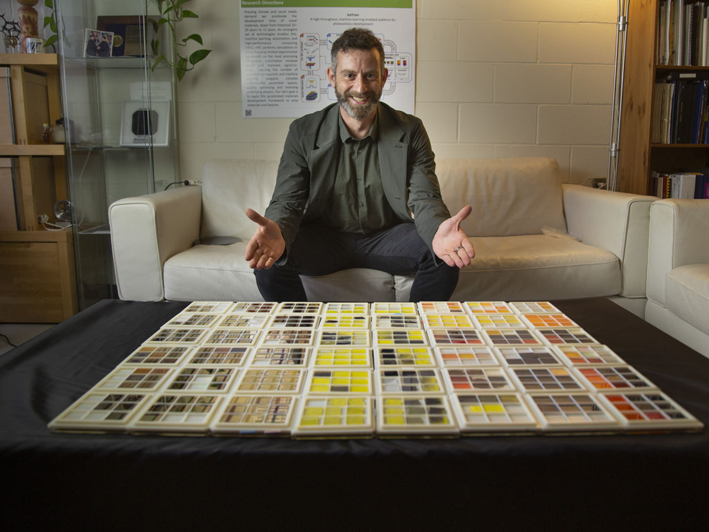 RS5801_Tonio Buonassisi(1).JPG | MIT Department of Mechanical Engineering